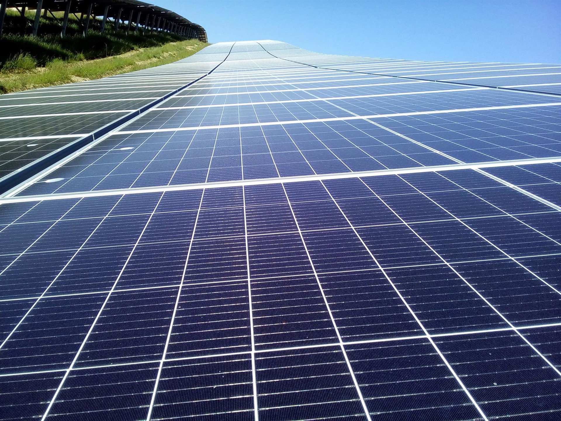 Grupo MET inaugura su primer complejo solar en Alemania para 3.600 ...