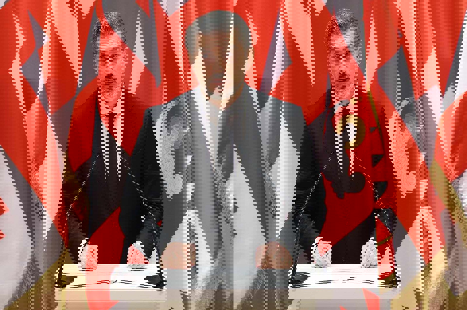 El mandatario georgiano concede indulto a dos figuras opositoras antes ...