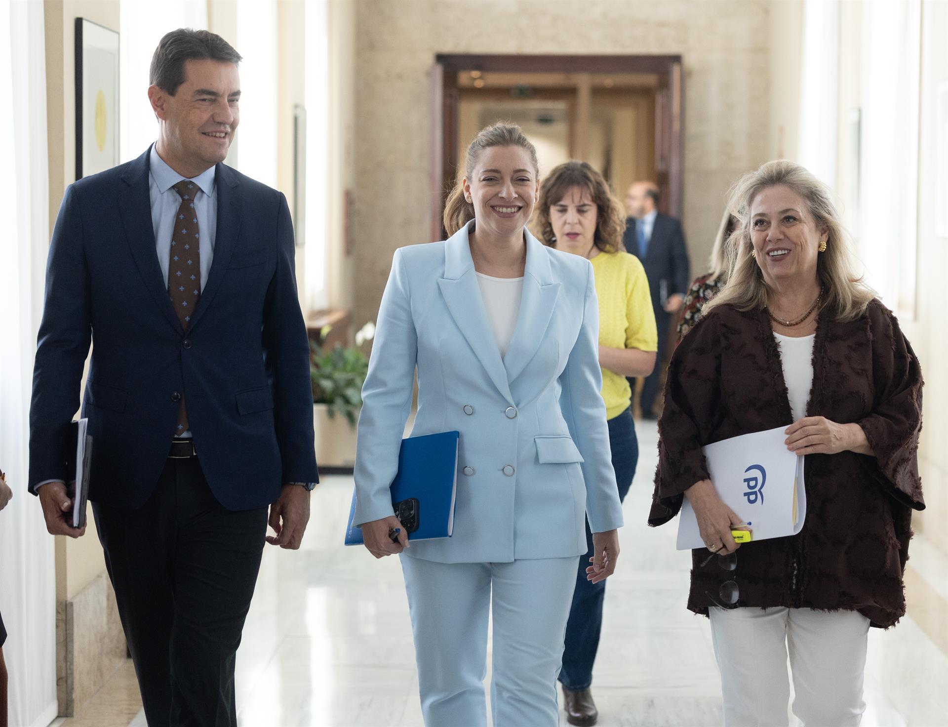 Ester Muñoz insta a los parlamentarios del PP a no responder a las ...