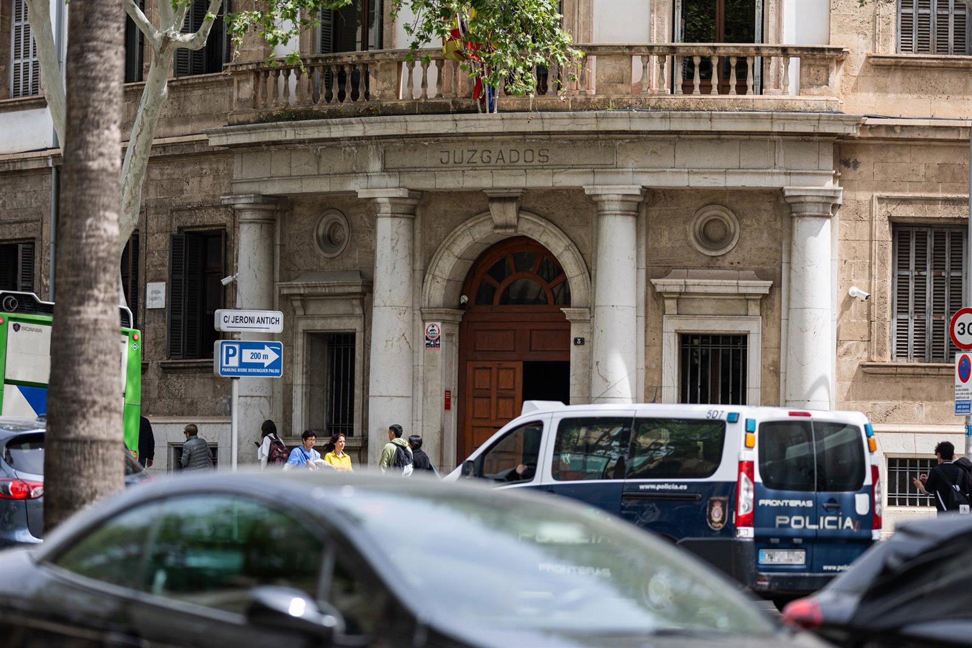 Liberan provisionalmente al hijo de la octogenaria encontrada muerta en ...